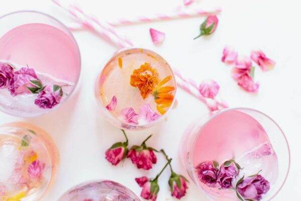 How to Make Flower Ice Cubes - What The Fab