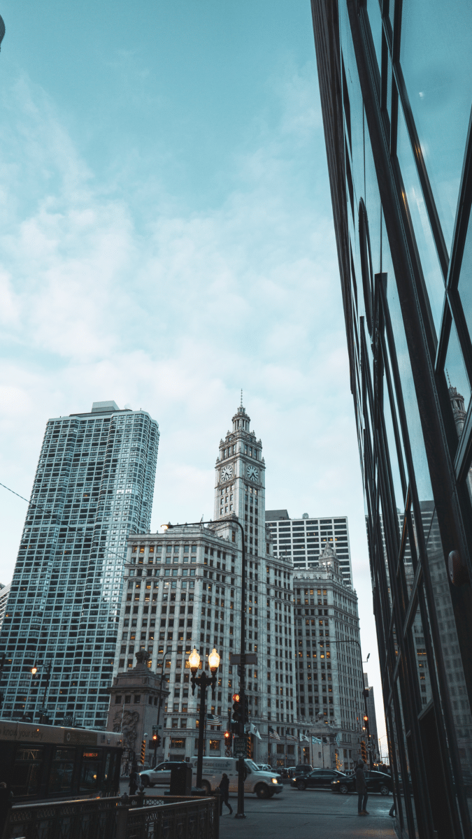 20 Fun Things to Do in Chicago at Night