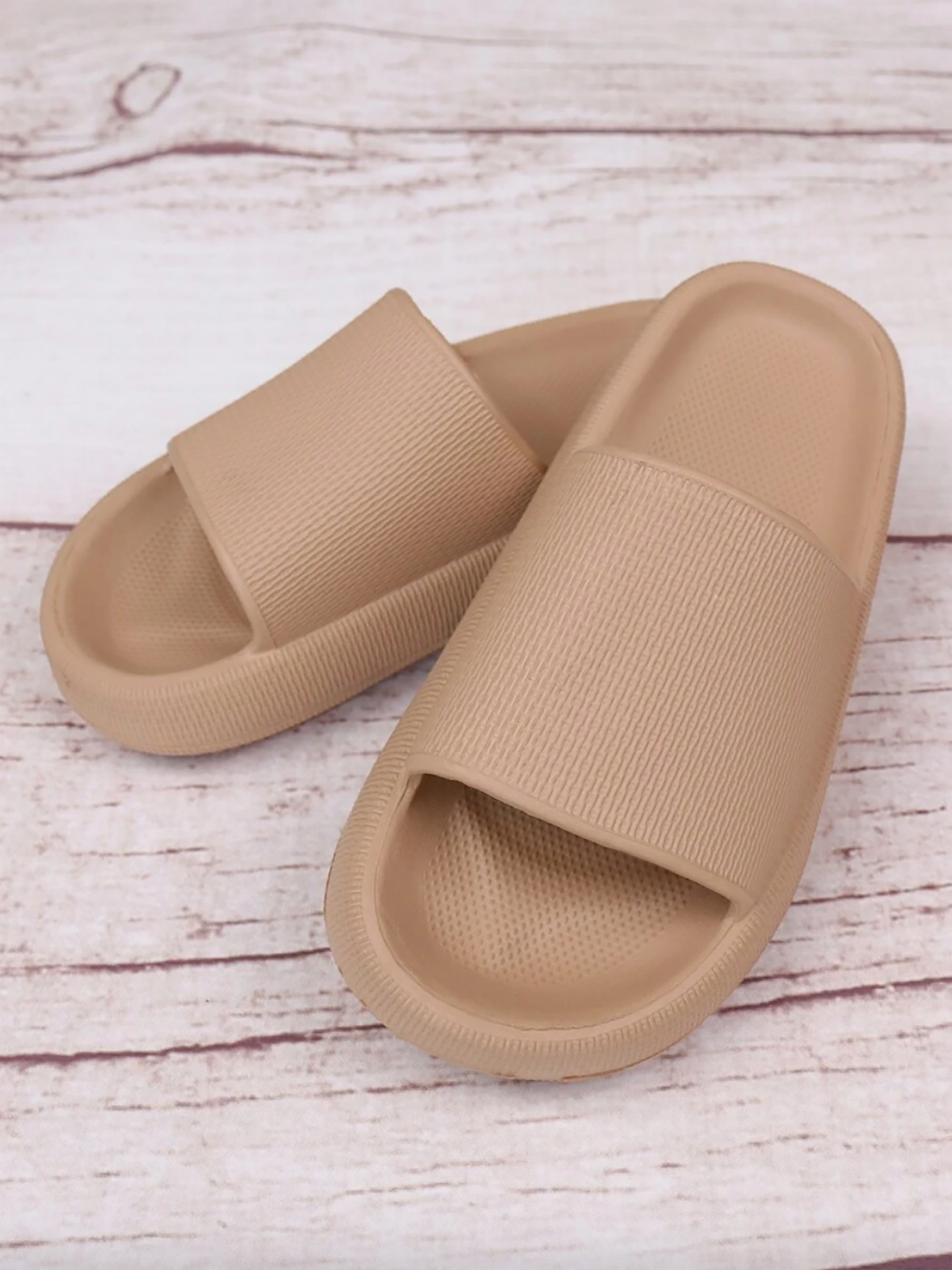 Yeezy Slides Dupes: 7 Ways to Get the Iconic Look for Less