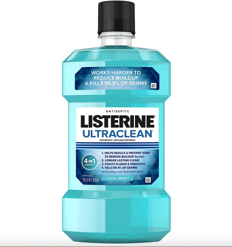 7 BEST Whitening Mouthwashes for Confident Smiles
