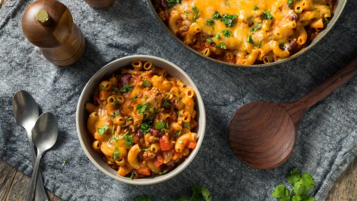 11 Disgusting Food Combinations You’ll ACTUALLY Like