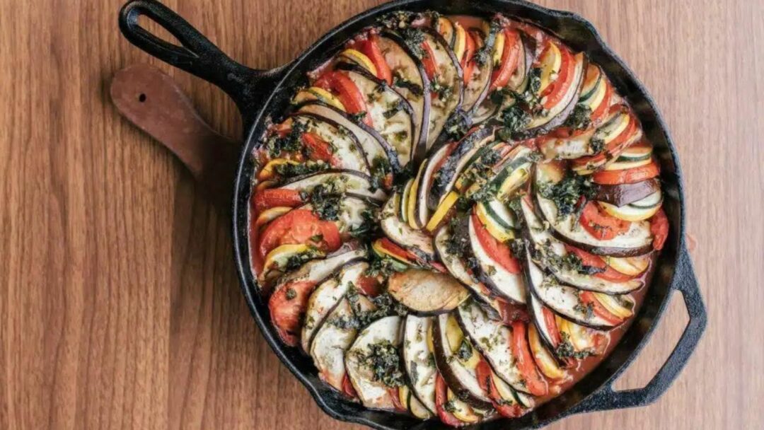 11 Disgusting Food Combinations You’ll ACTUALLY Like