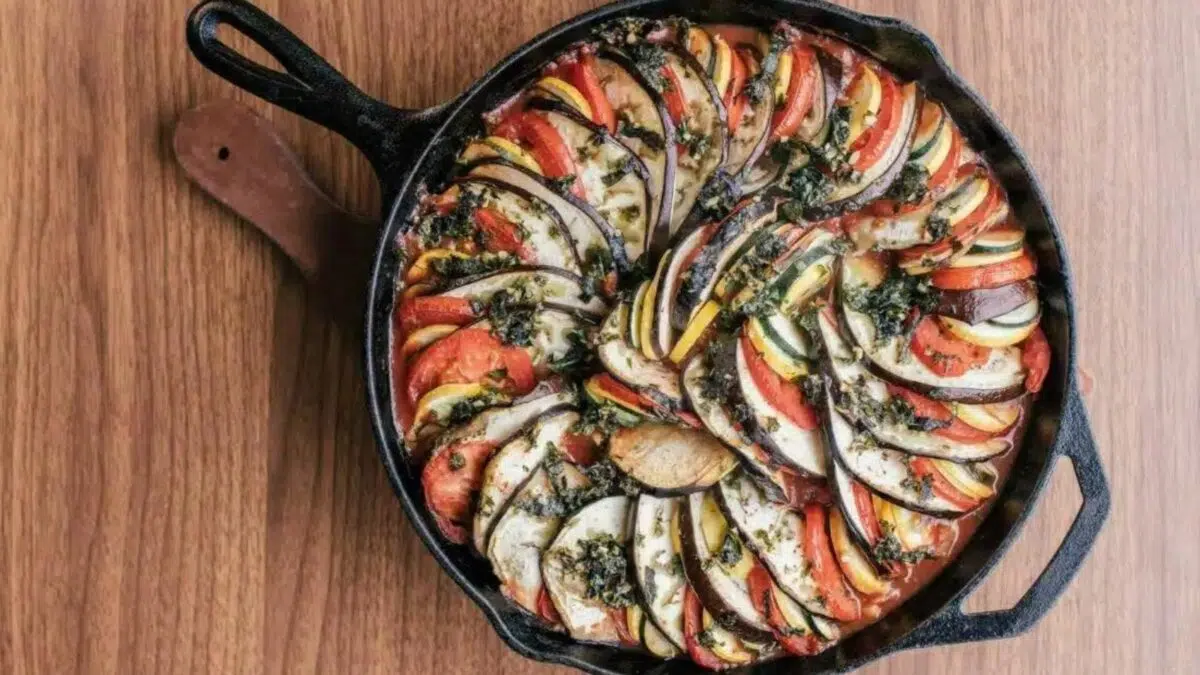 11 Disgusting Food Combinations You’ll ACTUALLY Like