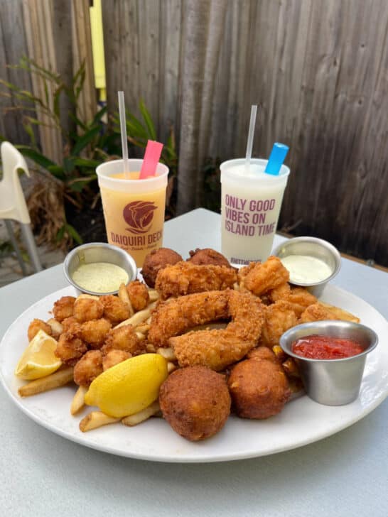 15 BEST Siesta Key Restaurants: Fresh and Flavorful Spots