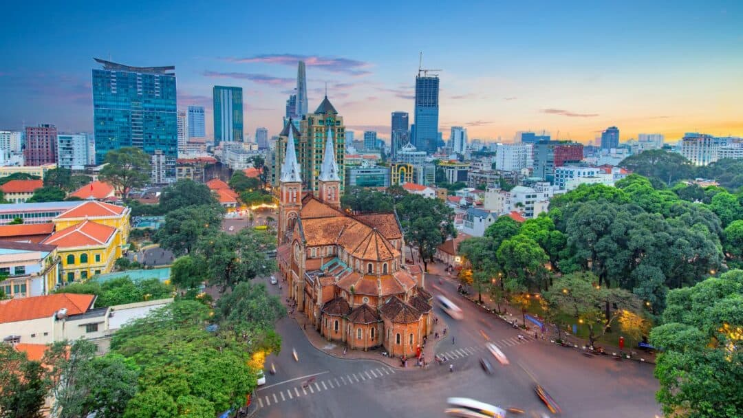 23 BEST Remote Work Destinations in 2024
