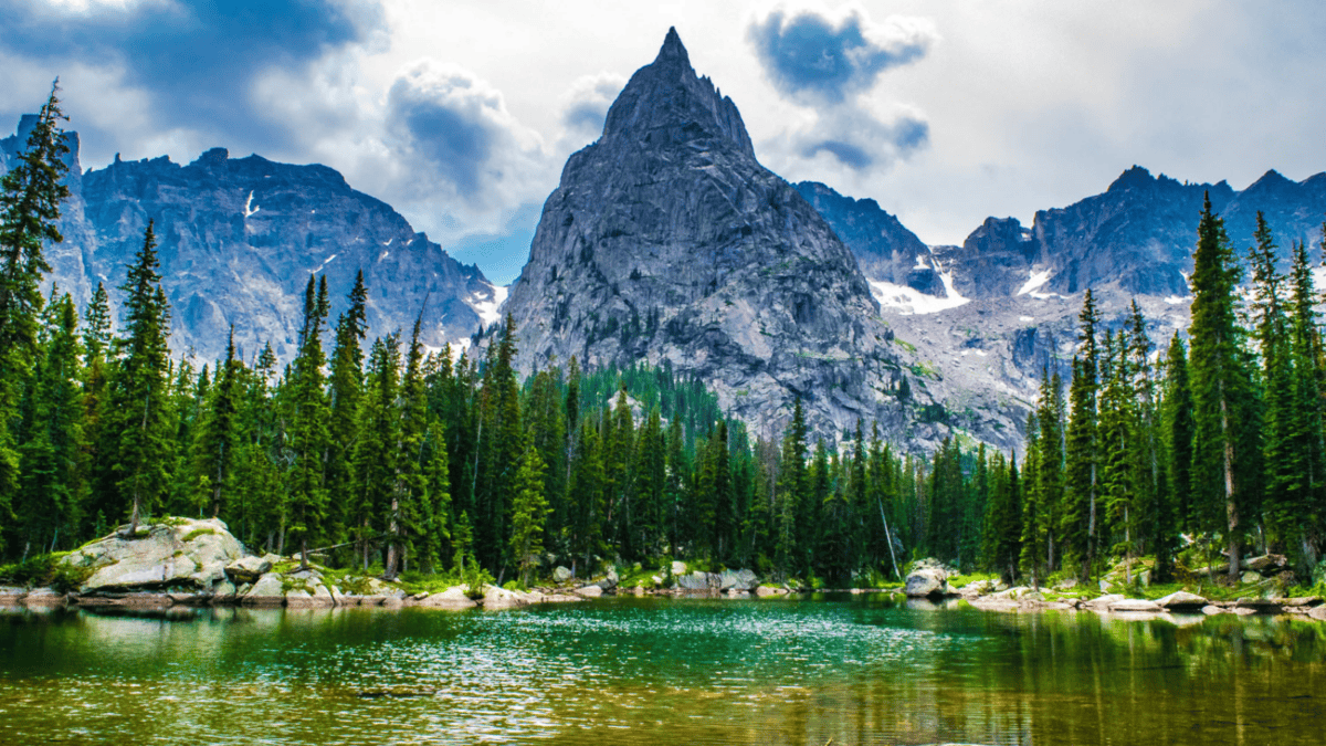 15 Breathtaking Hikes in Colorado for All Experience Levels