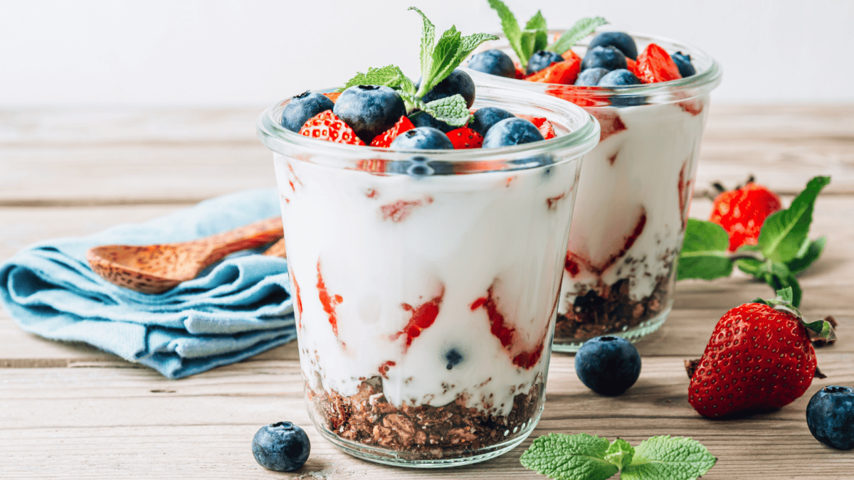 15 Mouthwatering Low-Carb Snacks to Try This Season