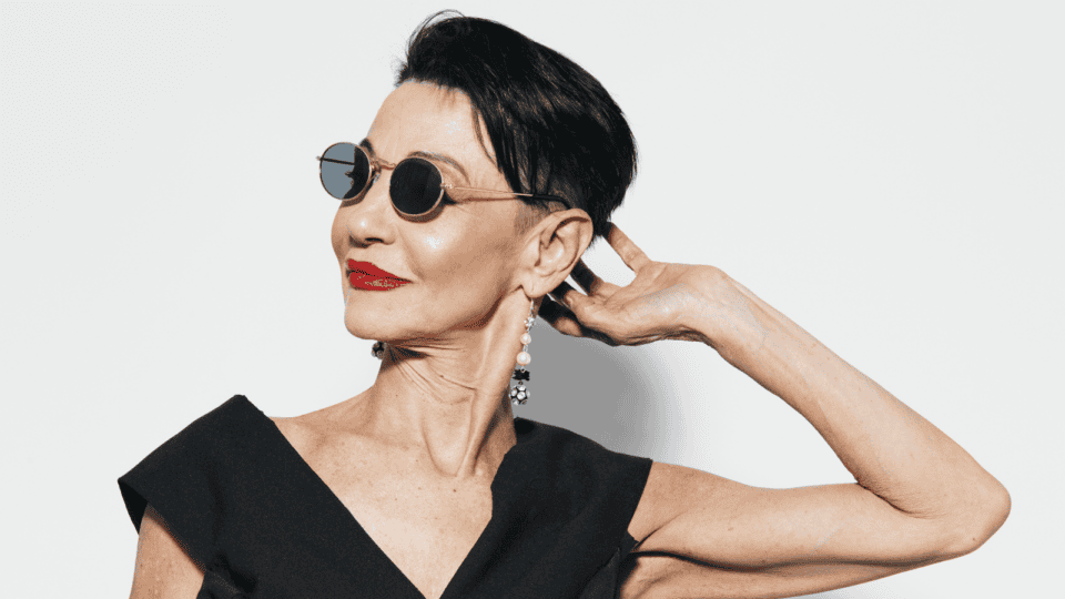 15 Easy Style Secrets to Instantly Look Younger