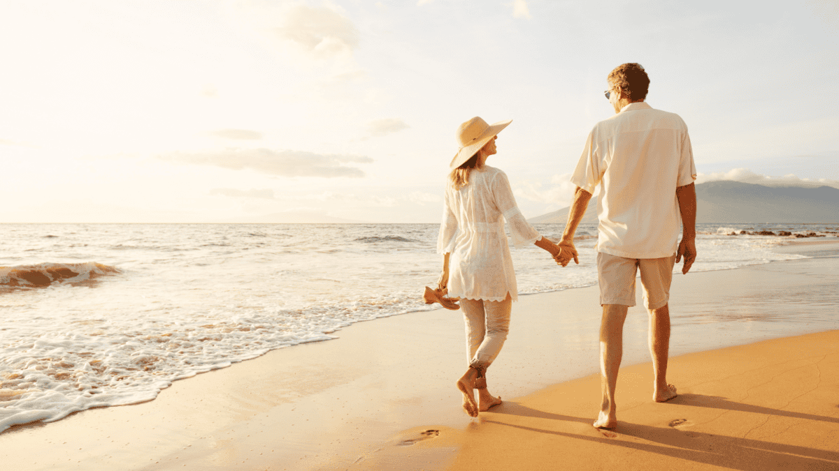 14 Tropical Retirement Places for a Never-Ending Vacation