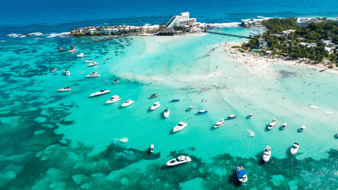 14 Tropical Retirement Places for a Never-Ending Vacation