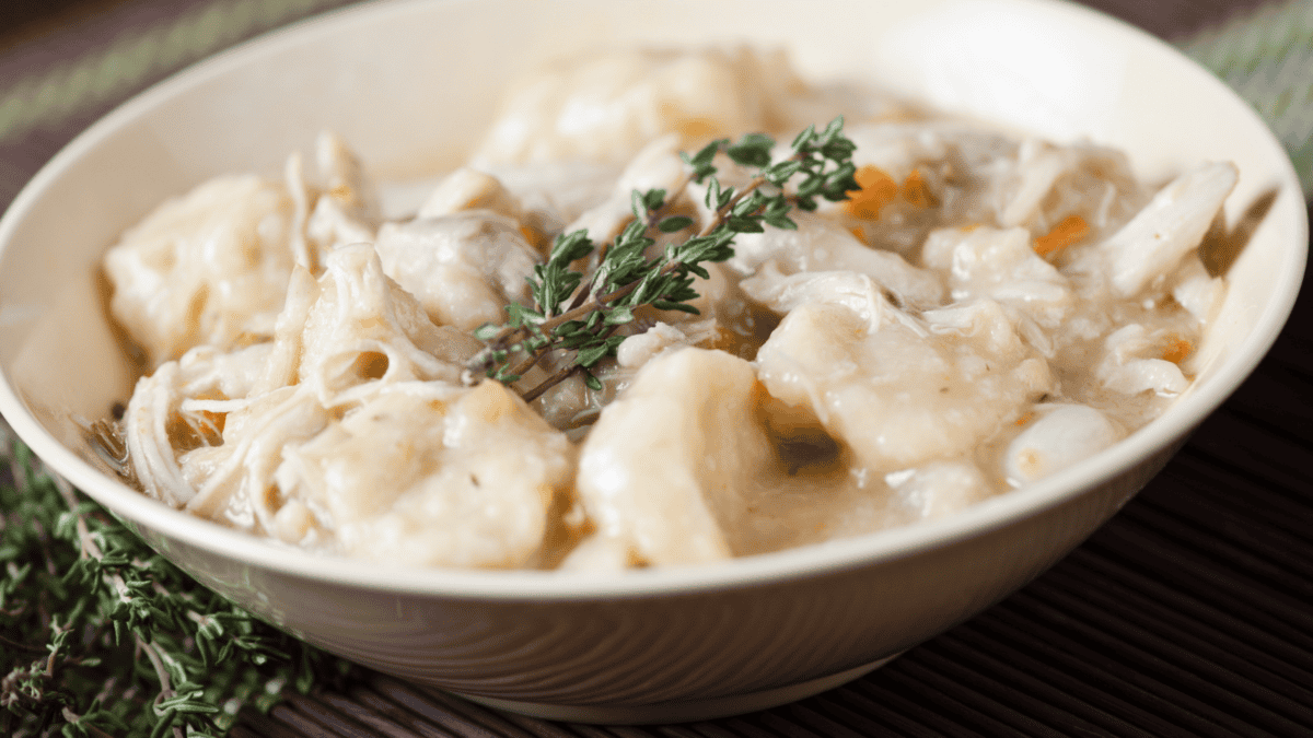 14 Mouthwatering 1950s Dinners to Make Tonight