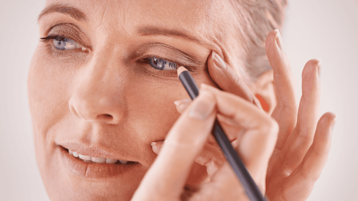11 Easy Makeup Tutorials to Make Aging Skin Look Years Younger