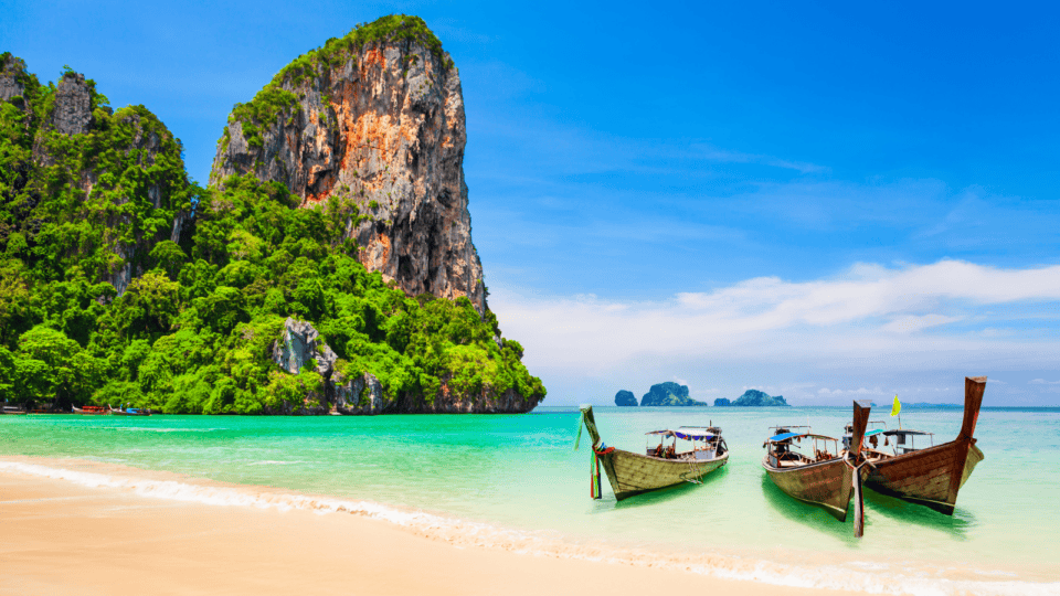 11 Hassle-Free Asian Countries You Can Travel to Tomorrow