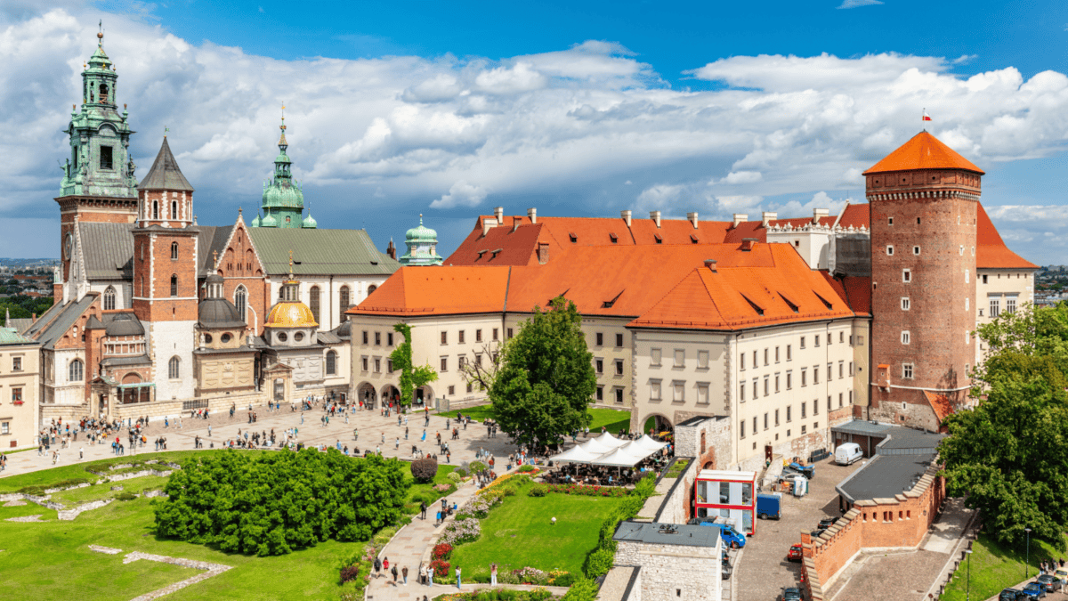 16 Breathtaking Castles in Europe to Step Back in Time