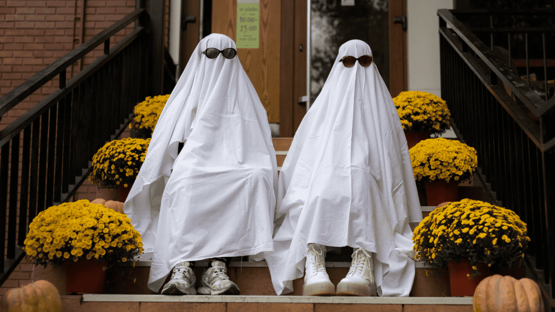 14 Scarily Easy DIY Halloween Costumes to Make Last Minute